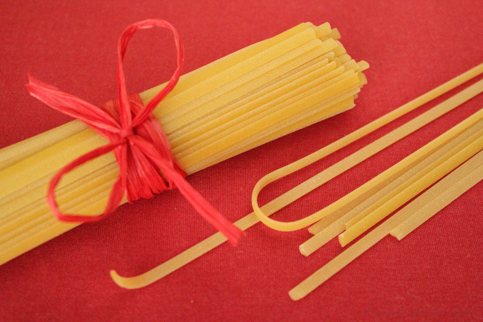 Linguine con Seppie e Pomodoro (Linguine with Ink Squid and Tomato ...