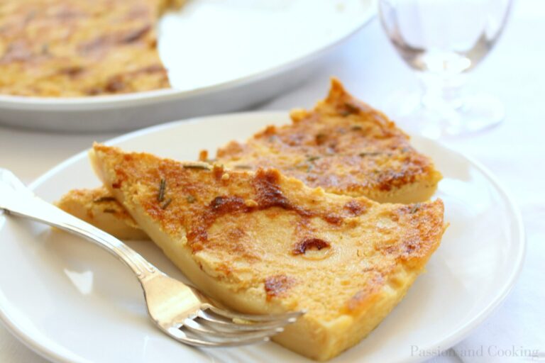 Farinata di Ceci (Chickpea Flatbread) - Passion and cooking