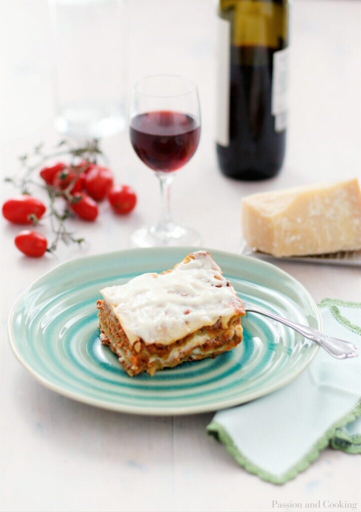 Lasagne Verdi al Ragù (Green Lasagna with Bolognese Sauce) - Passion ...